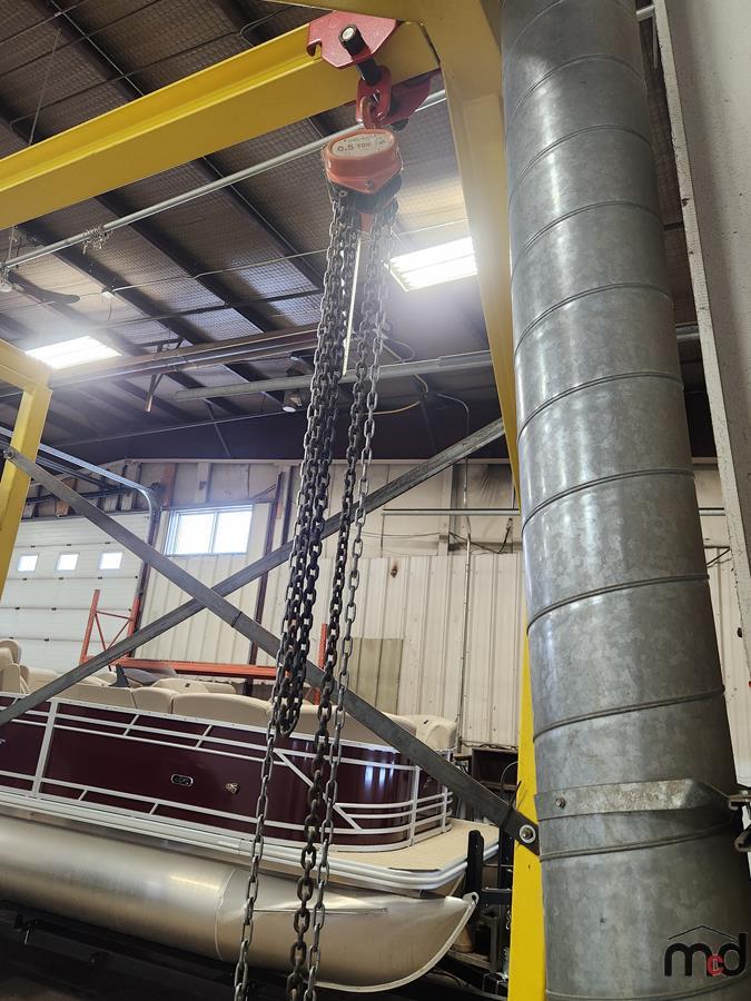 4-Post Metal Chain Hoist Lift 0.5 Ton