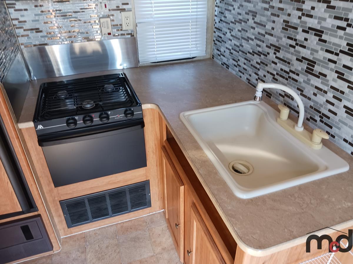 2009 Keystone Summerland 2920BH T/A Travel Trailer