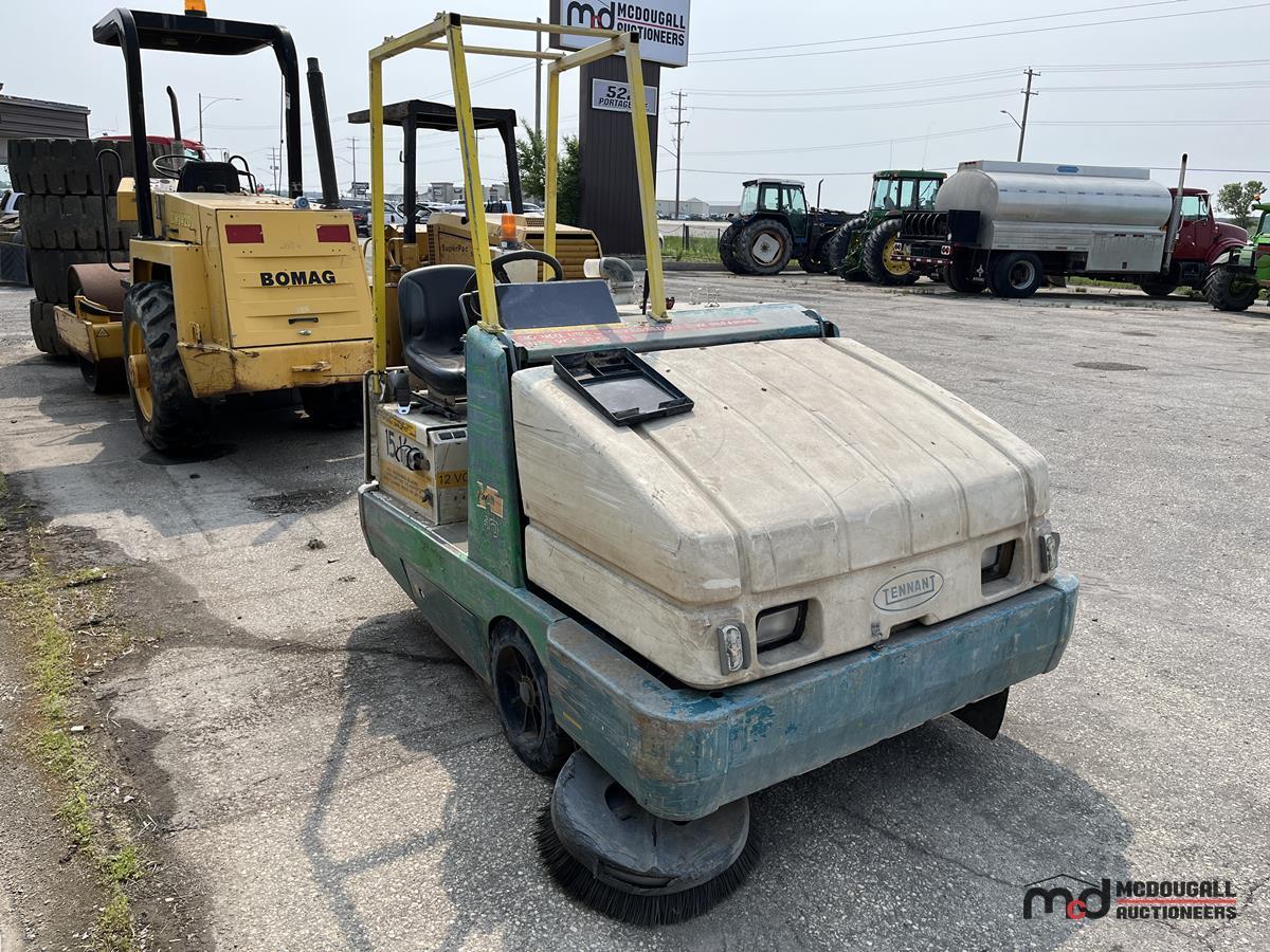 Tennant 6500 Rider Sweeper (Non-Runner)