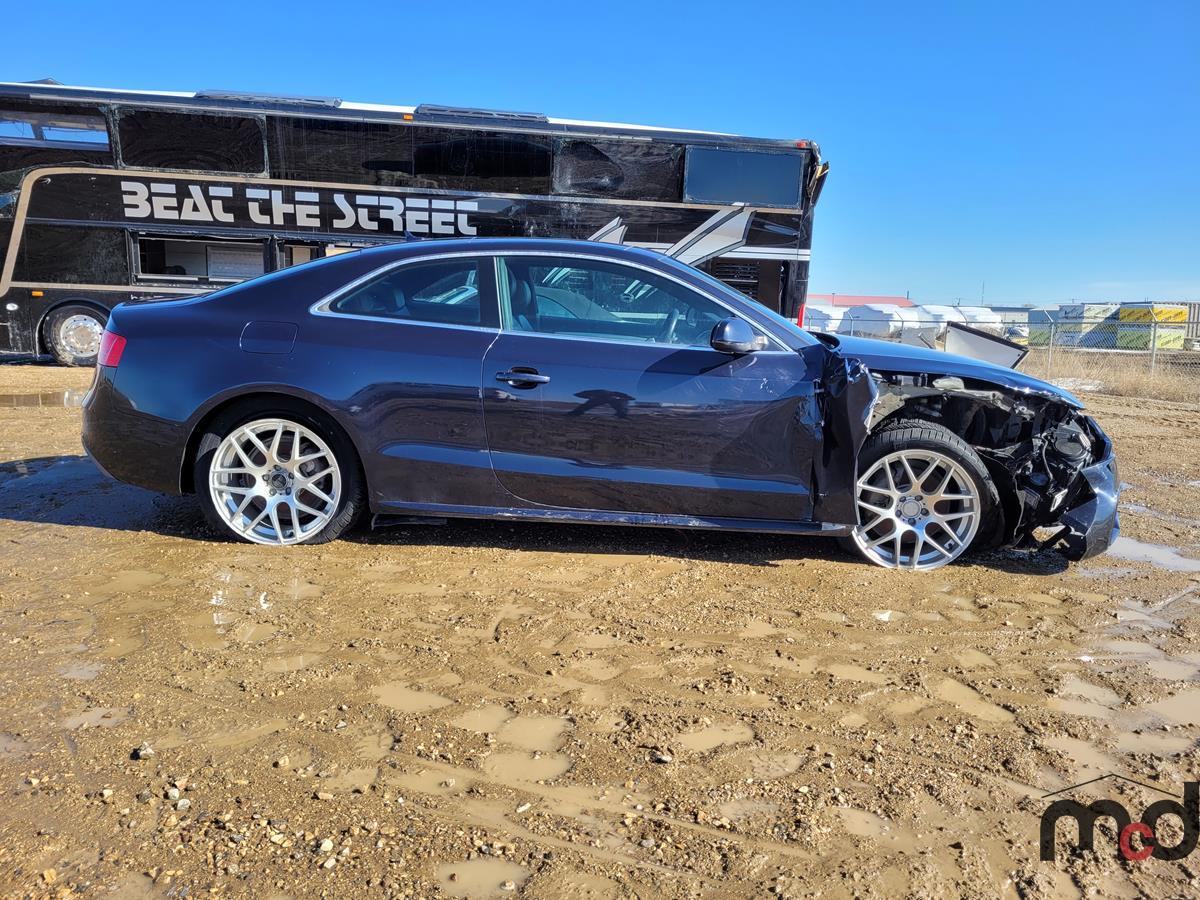 SALVAGE UNIT: 2015 Audi A5 S-Line Car