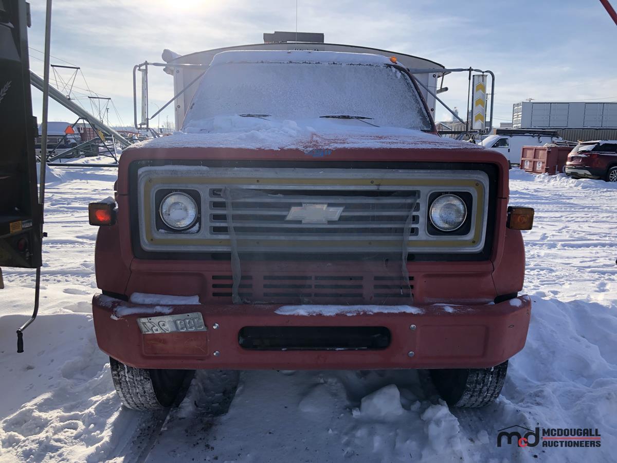 1977 Chevrolet C60 Custom Deluxe Grain Truck