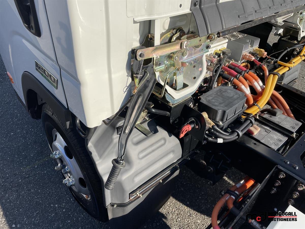 2023 VMC 1200 Electric Class 3 S/A Cab & Chassis (Unused)