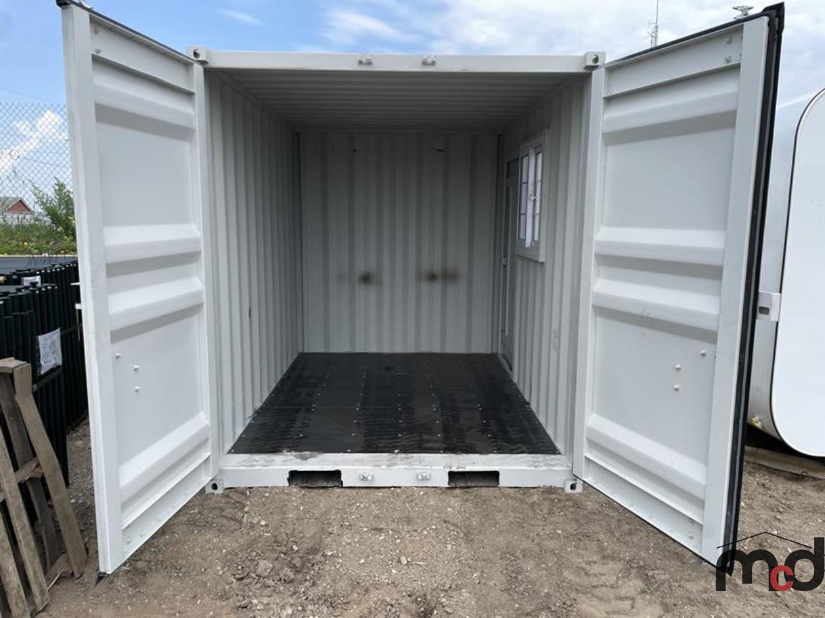 10' x 7' Storage Container