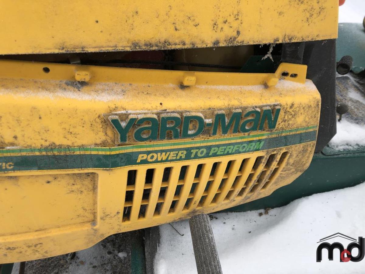 PARTS ONLY: Yard Man 18 HP Hydrostatic Riding Lawn Mower (Non-Runner)