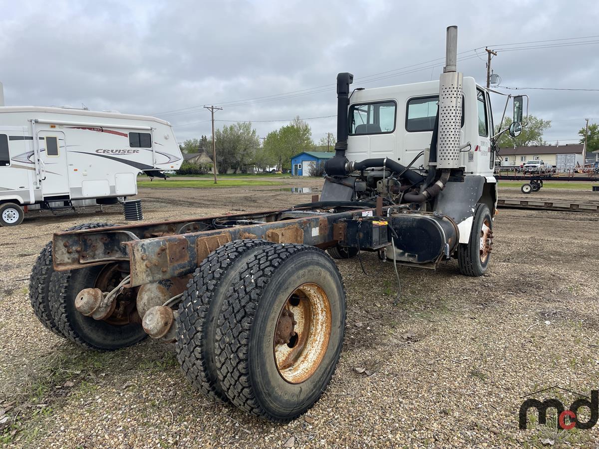 1996 Ford CF8000 S/A Truck