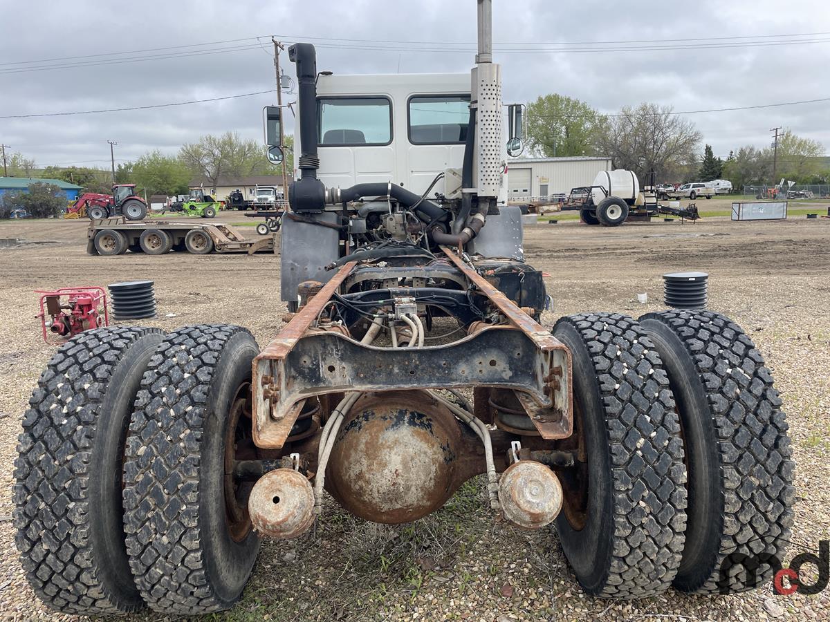 1996 Ford CF8000 S/A Truck