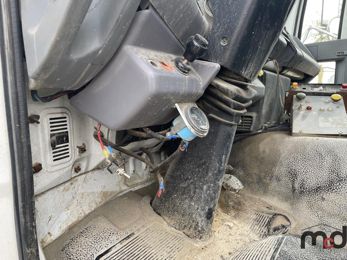1996 Ford CF8000 S/A Truck
