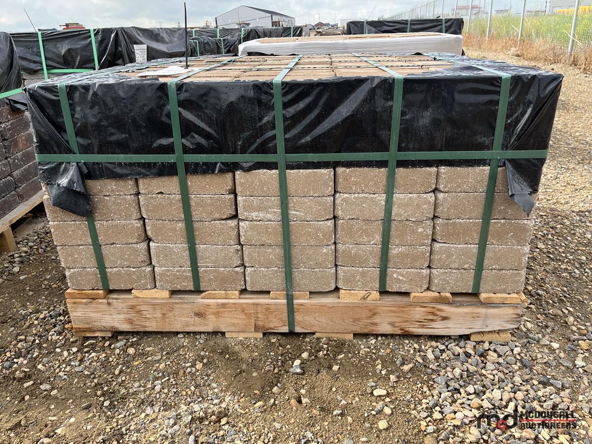 Keystone Products Roman Paver 8" x 4" x 2 3/8" Desert Colored Patio ...