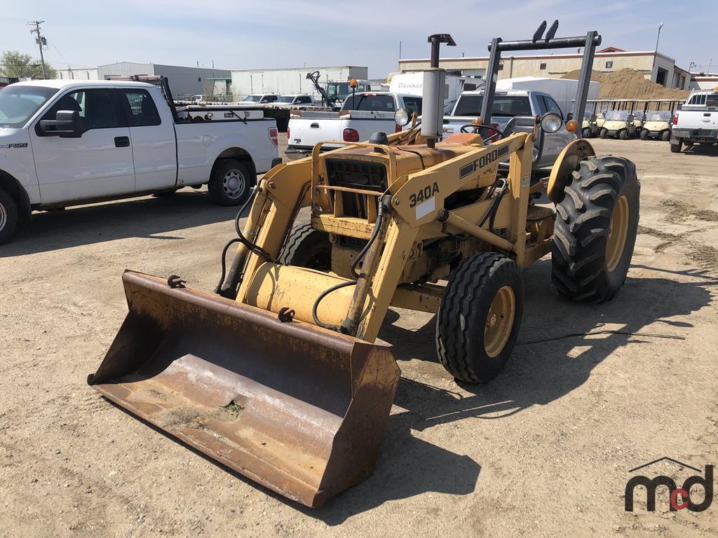 Ford 340A Tractor w/ Bucket