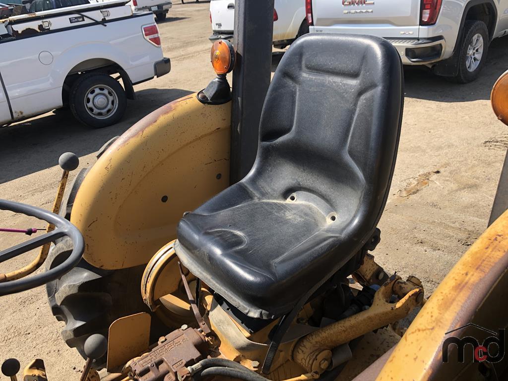 Ford 340A Tractor w/ Bucket