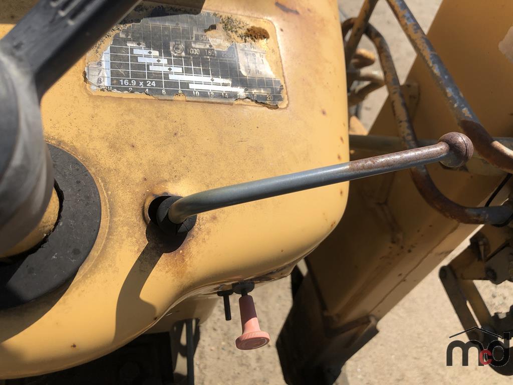 Ford 340A Tractor w/ Bucket