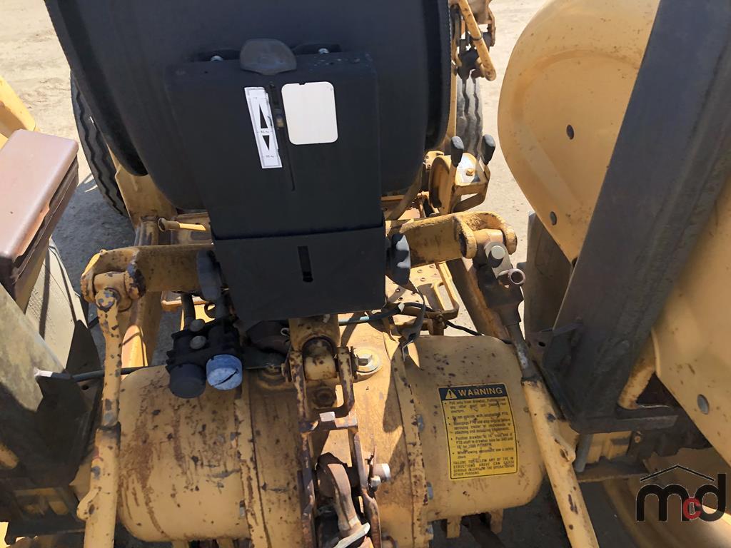 Ford 340A Tractor w/ Bucket