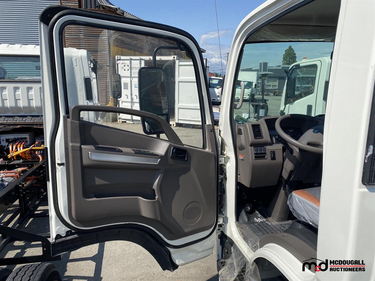 2024 VMC 1200 Electric Class 3 S/A Cab & Chassis (Non-Runner) (Unused)