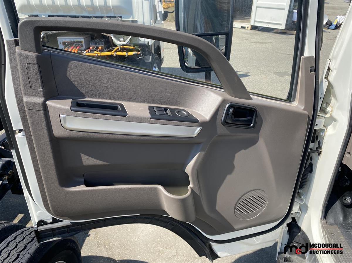 2024 VMC 1200 Electric Class 3 S/A Cab & Chassis (Non-Runner) (Unused)