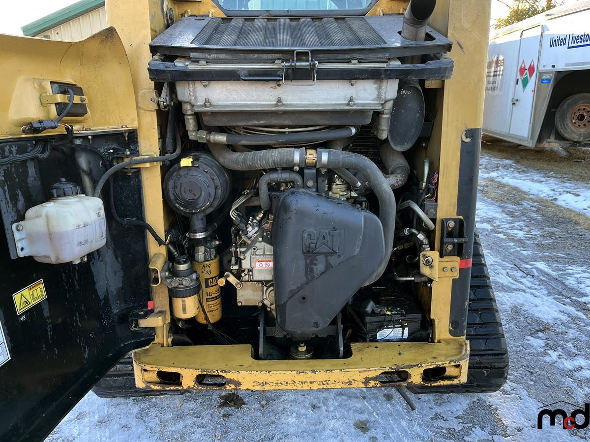 2004 Caterpillar 247B Compact Track Loader w/ Allied 6010 Snow Blower ...
