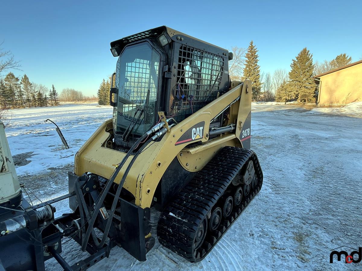 2004 Caterpillar 247B Compact Track Loader w/ Allied 6010 Snow Blower ...