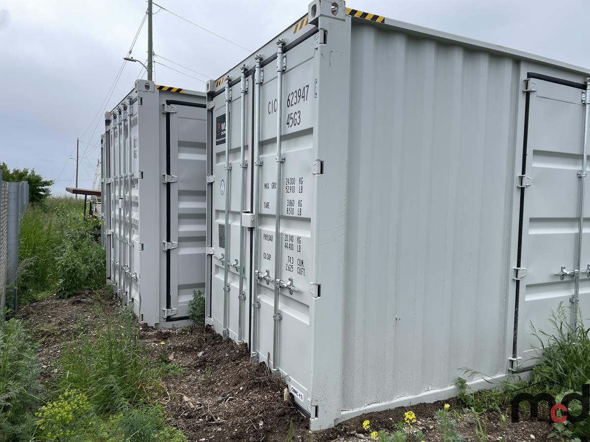 40' Shipping Container