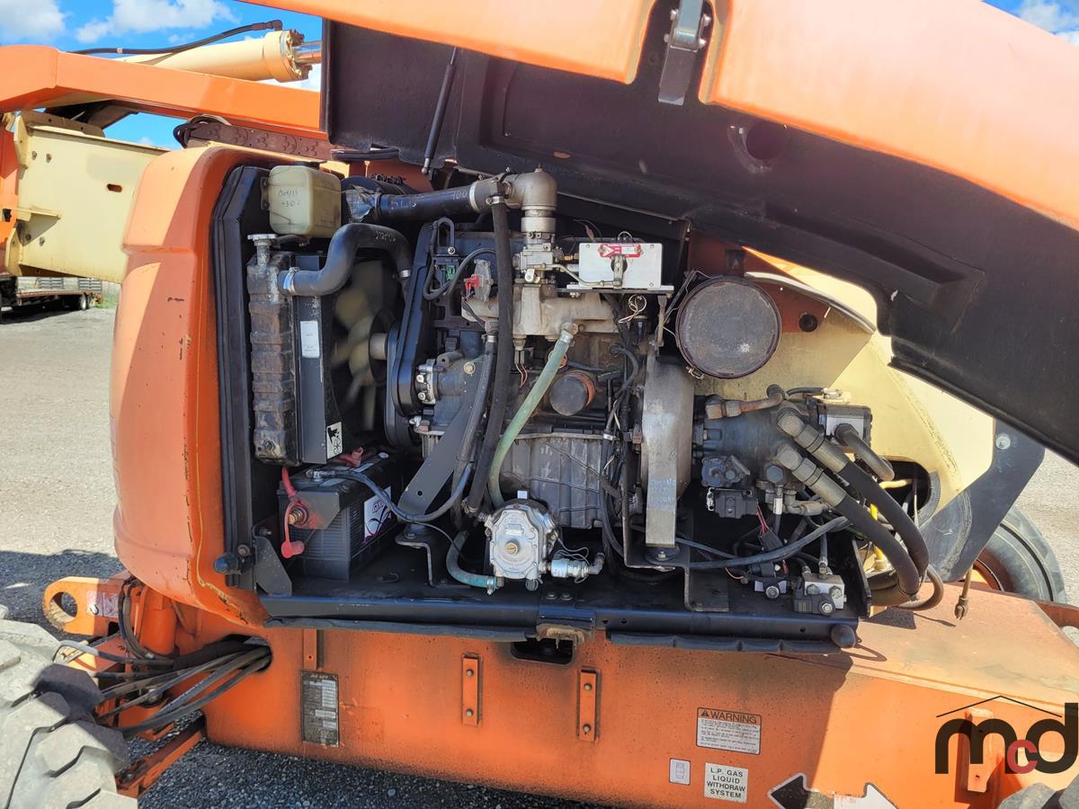 1998 JLG 600A Articulating Boom Lift