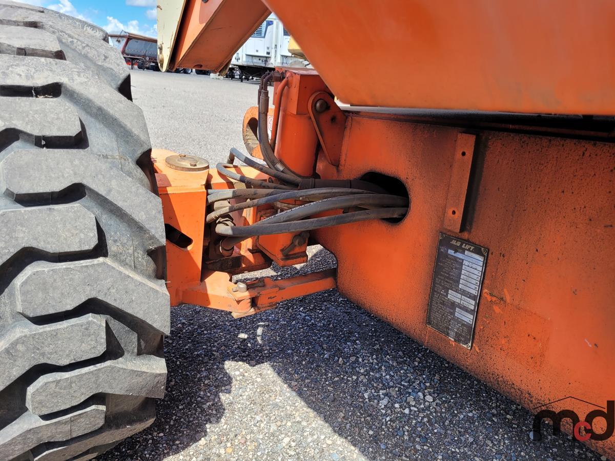 1998 JLG 600A Articulating Boom Lift