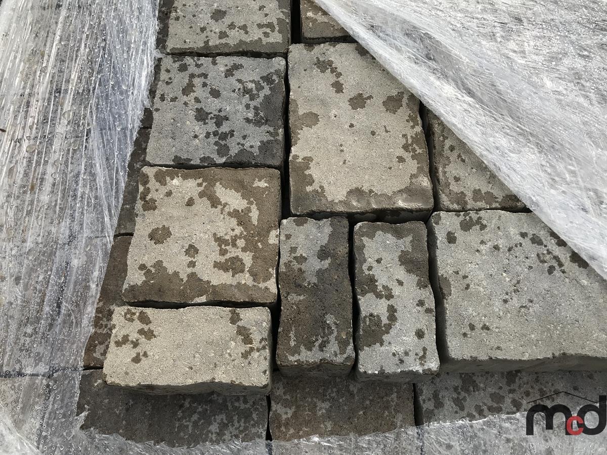 Pallet of Centurion Champagne Paver Bricks
