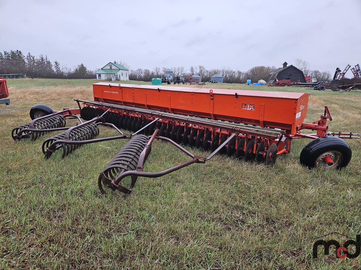 Massey Ferguson 360 Seeder