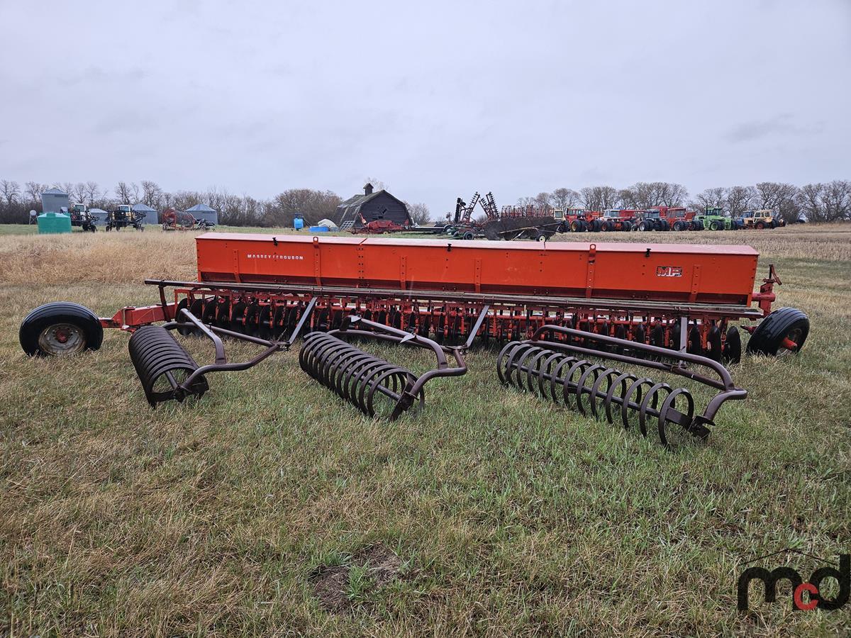 Massey Ferguson 360 Seeder