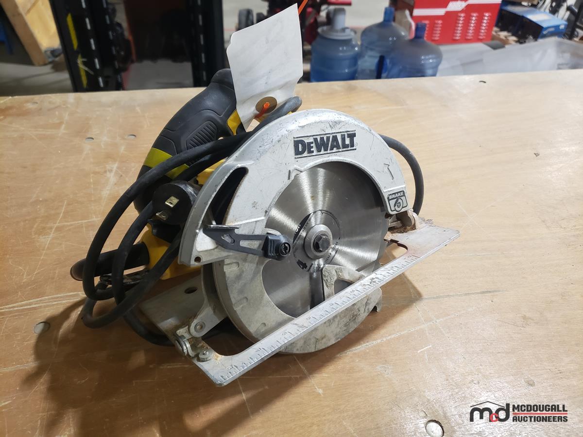 DeWalt Circular Saw