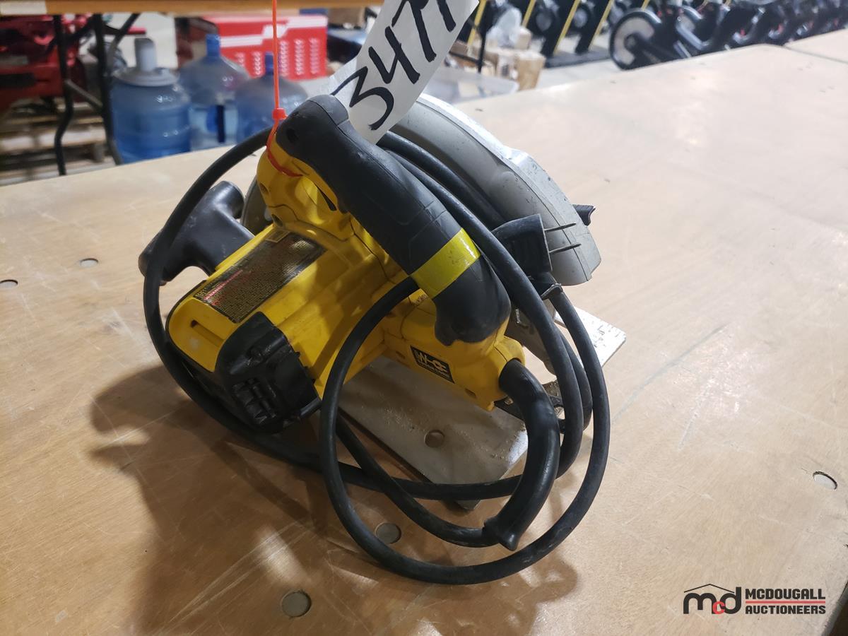 DeWalt Circular Saw