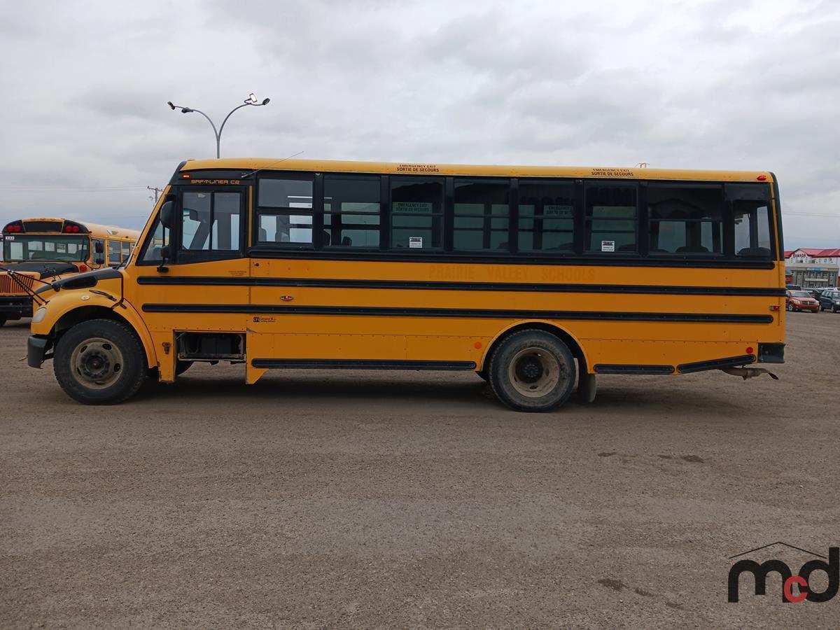 2009 Freightliner B2 106CH 46 Passenger School Bus