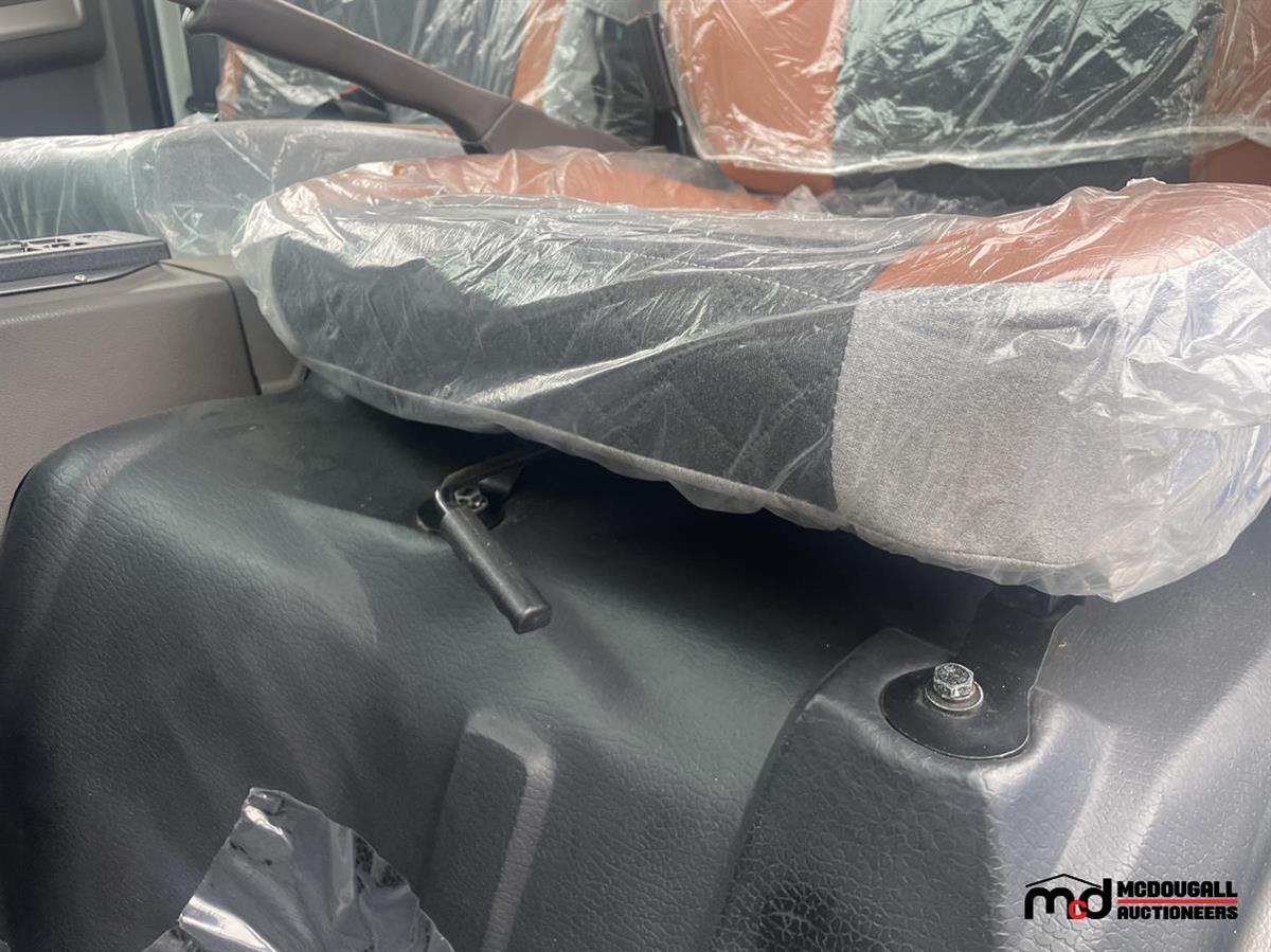 2024 VMC 1200 Electric Class 3 S/A Truck & Chassis