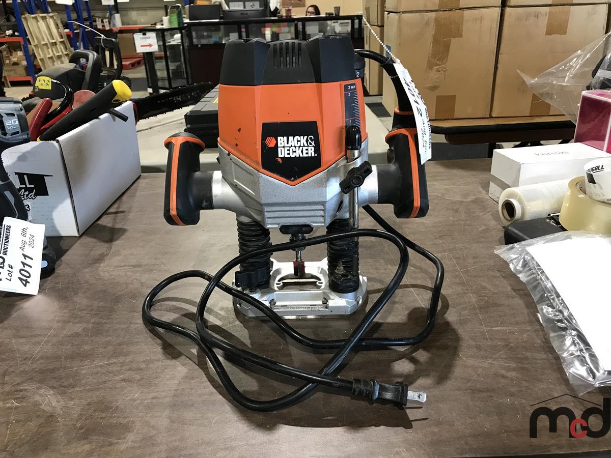 Black & Decker Plunge Router