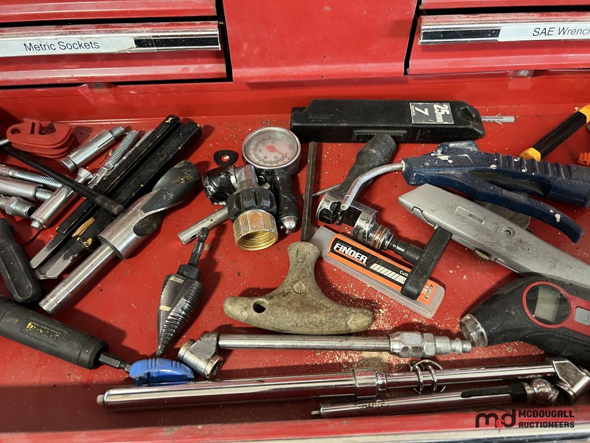 MasterCraft Toolbox w/ Contents, Tool Chest & Assorted Hand Tools