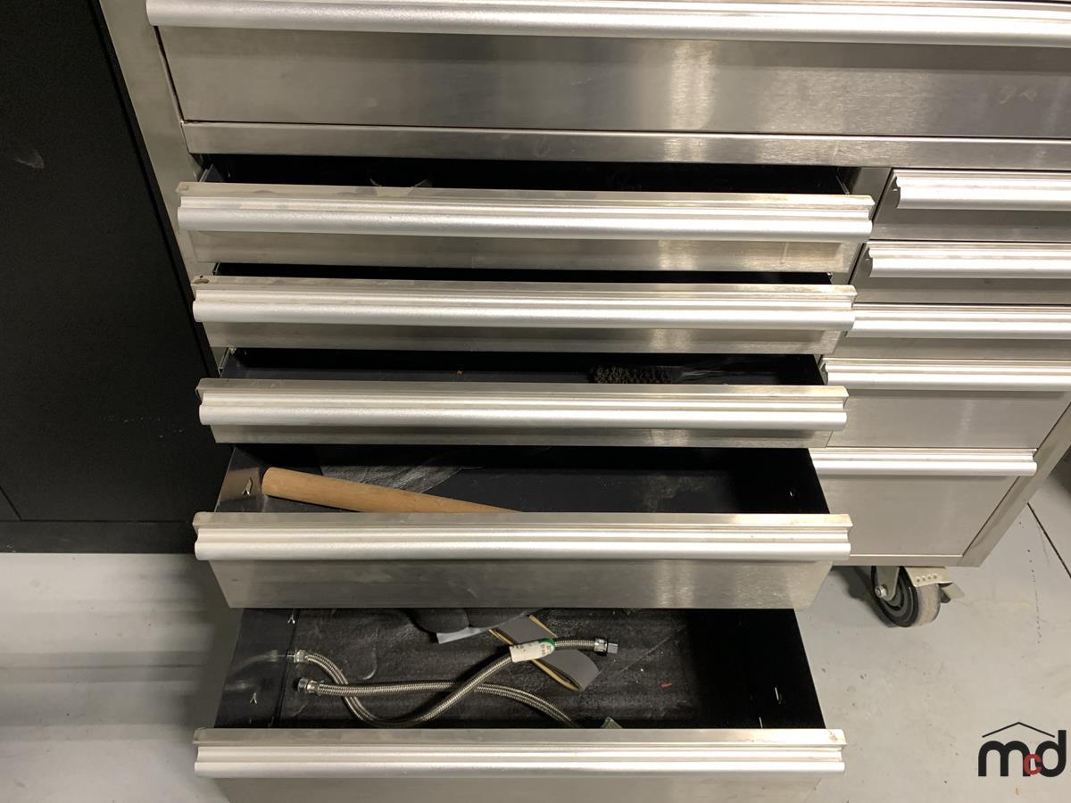 19-Drawer Mechanic Edge Rolling Toolbox