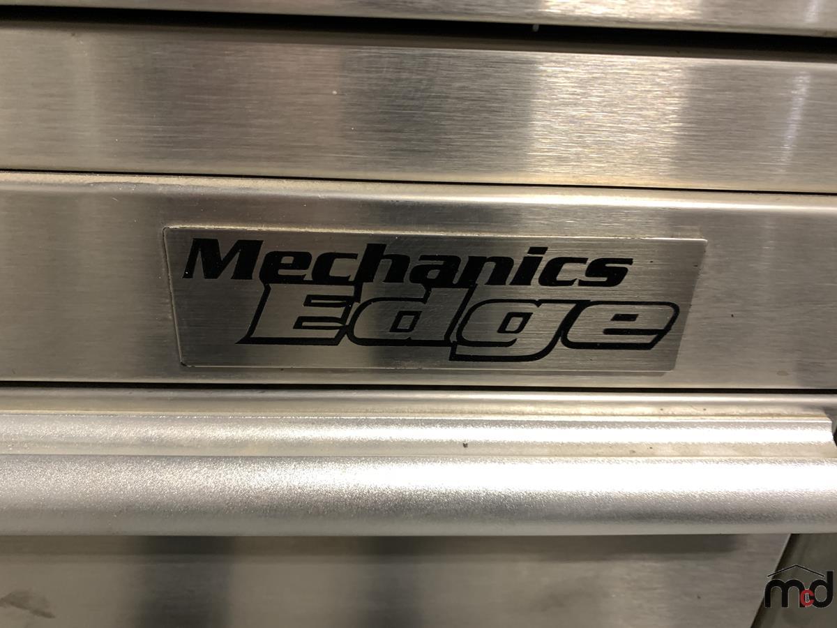 19-Drawer Mechanic Edge Rolling Toolbox