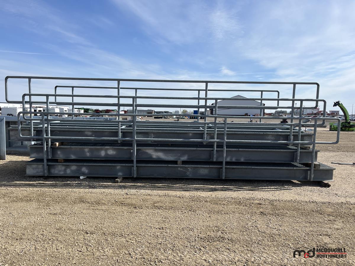 (22' x 7' x 4' 5'') Grading Platform w/ Rails