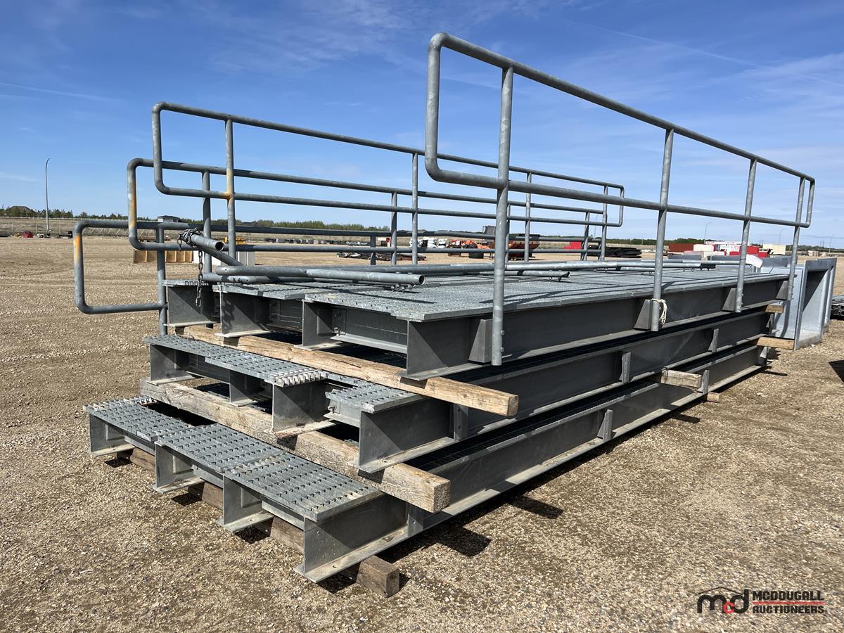 (22' x 7' x 4' 5'') Grading Platform w/ Rails