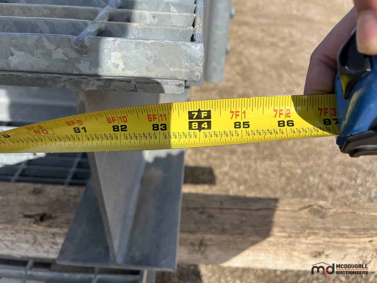 (22' x 7' x 4' 5'') Grading Platform w/ Rails