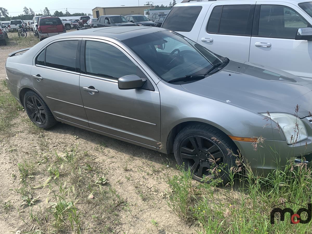 SALVAGE UNIT: 2008 Ford Fusion SEL Car (Non-Runner)