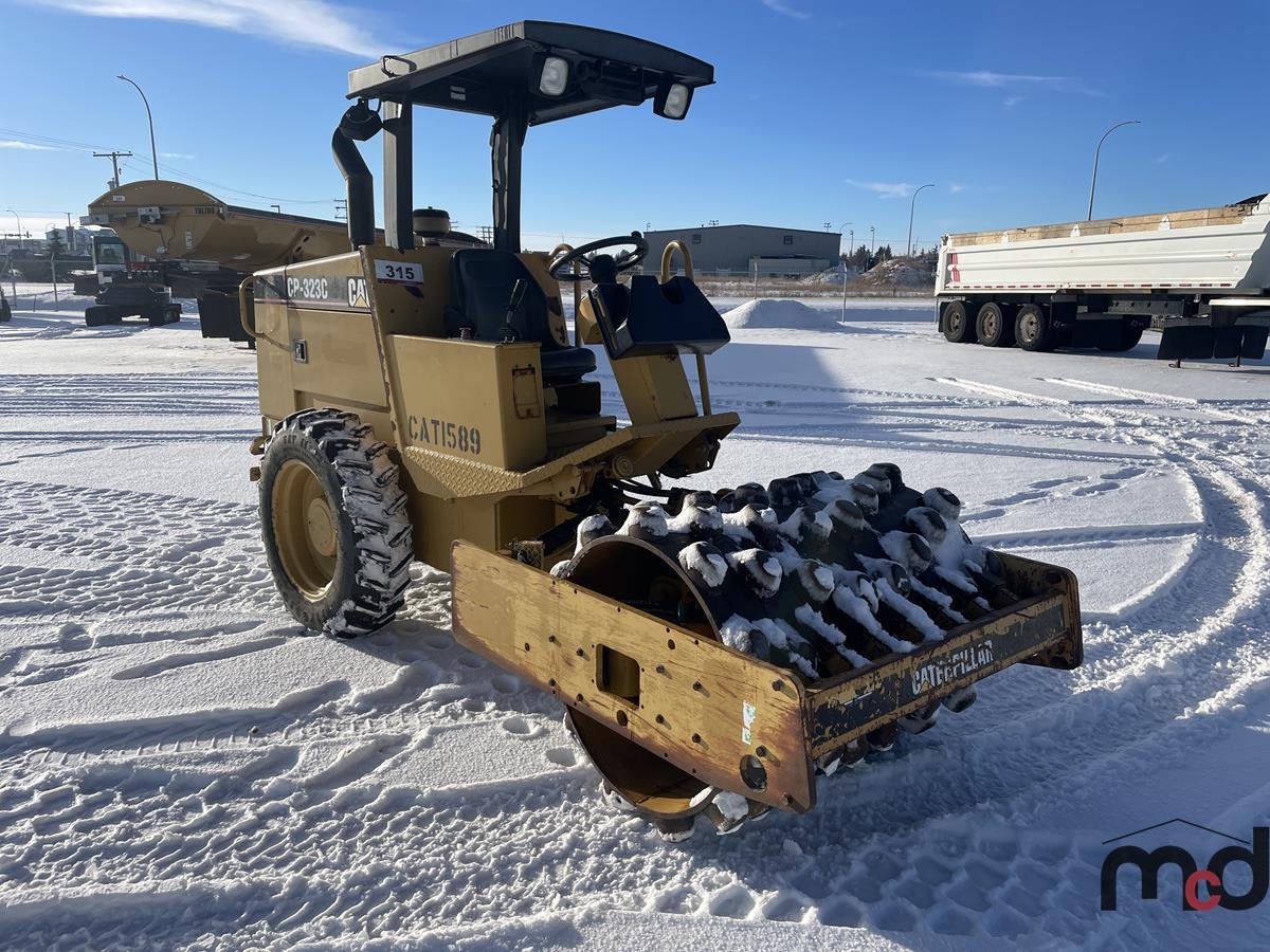 2005 Caterpillar CP-323C Vibratory Padfoot Compactor
