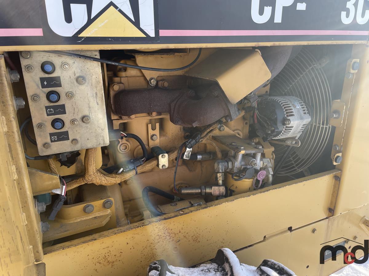 2005 Caterpillar CP-323C Vibratory Padfoot Compactor