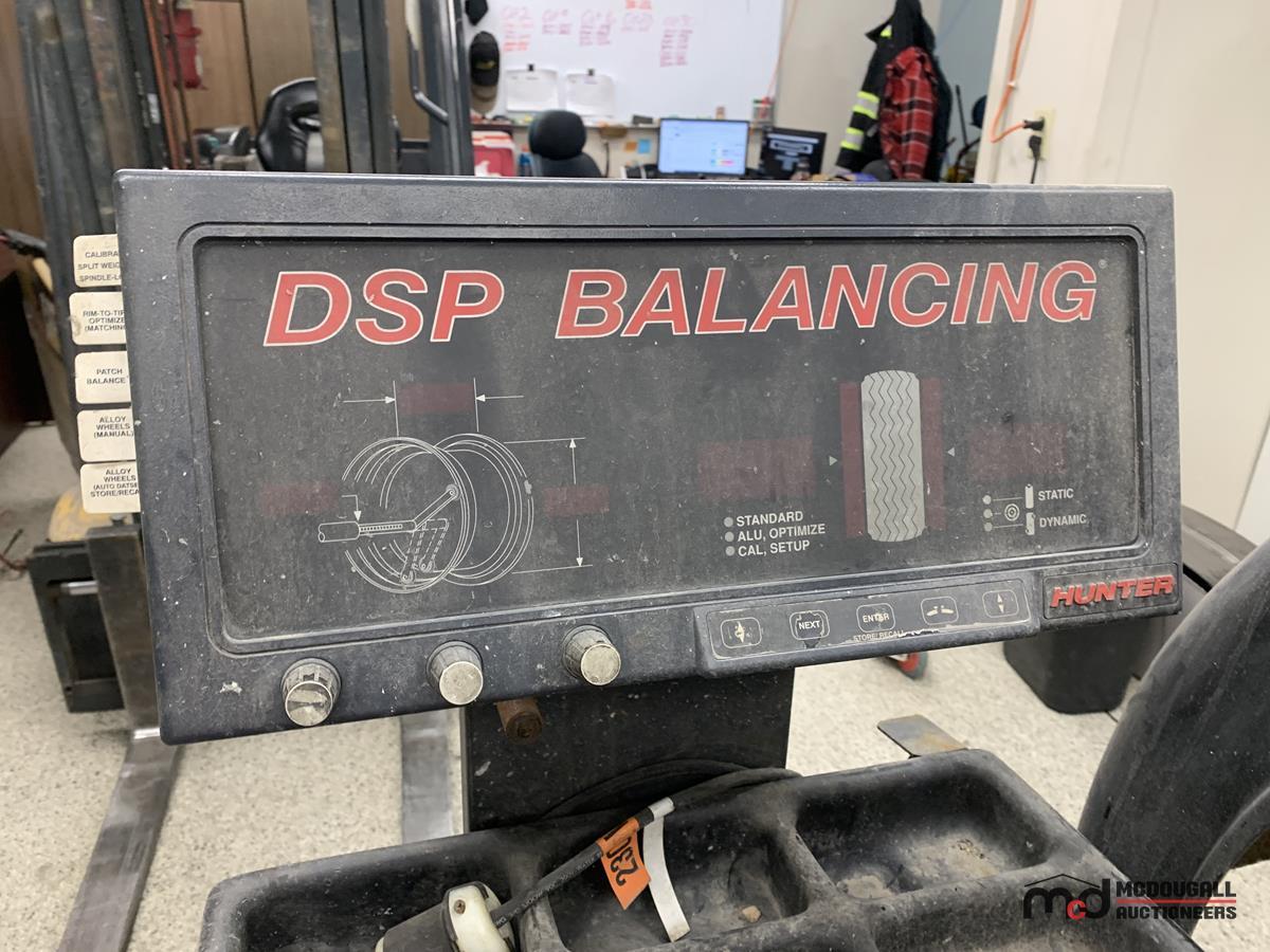 Hunter DSP 4000 Wheel Balancer