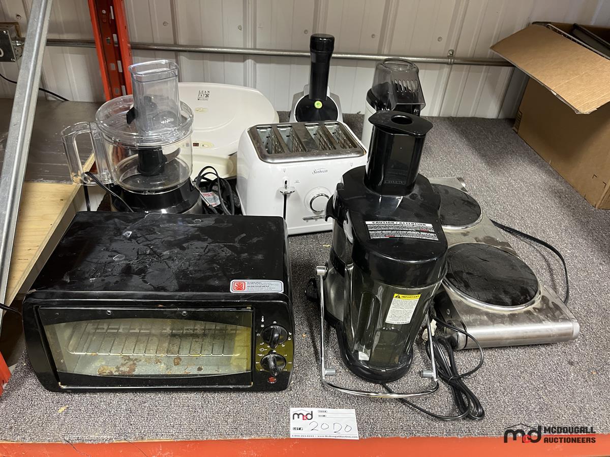 Assorted Kitchen Appliances