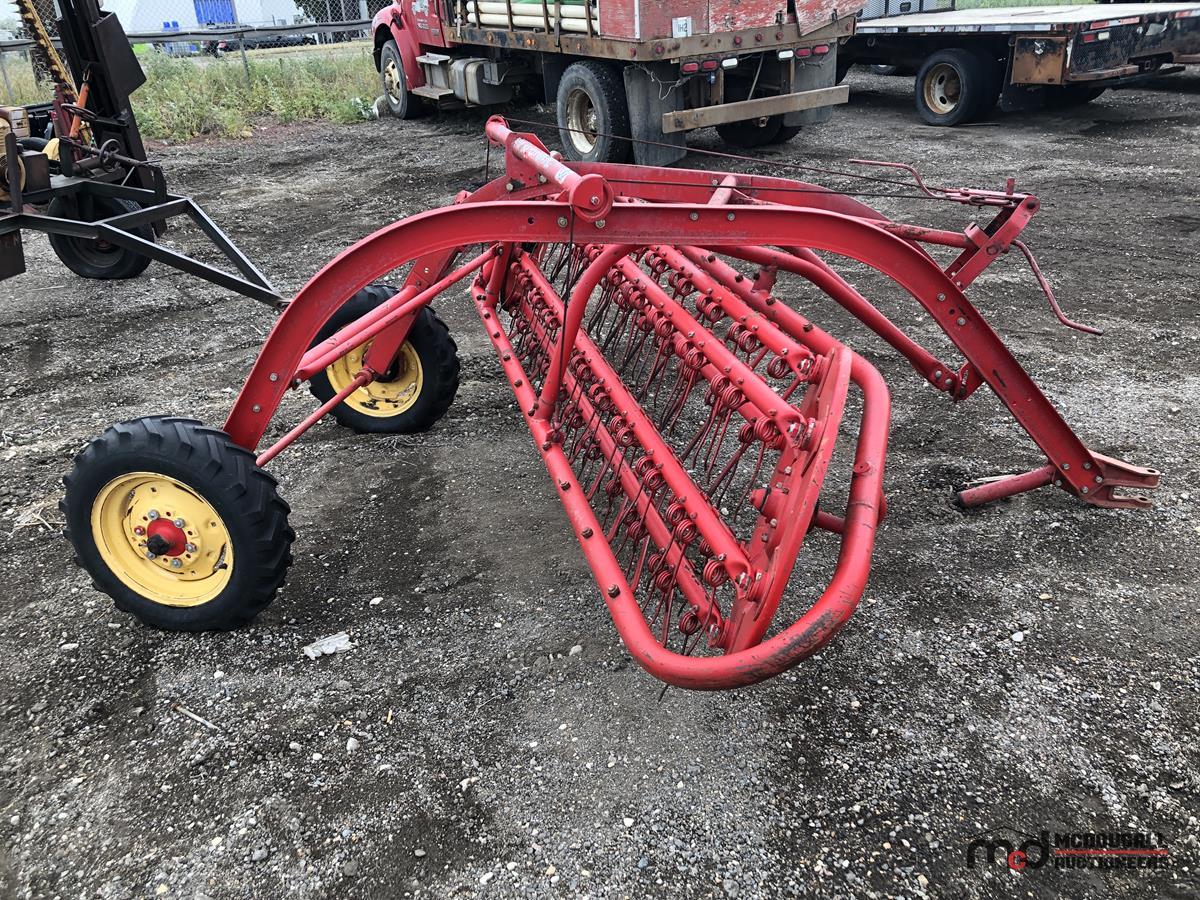 Massey Ferguson 36 Hay Rake