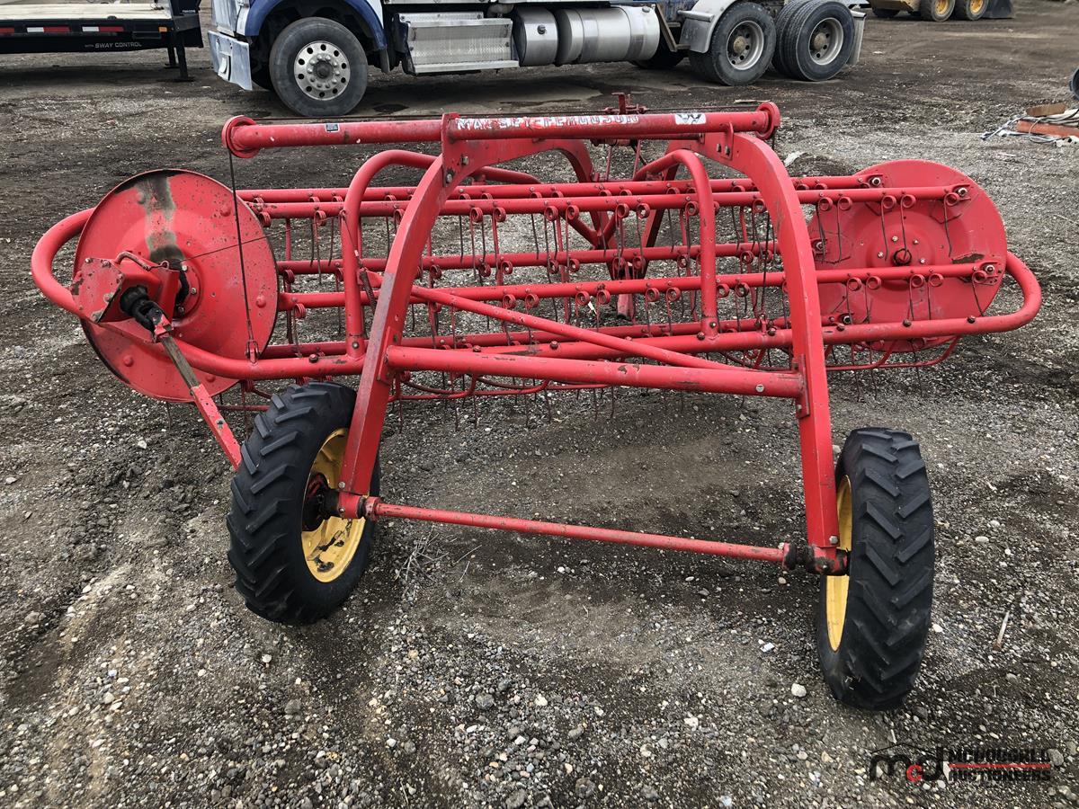 Massey Ferguson 36 Hay Rake