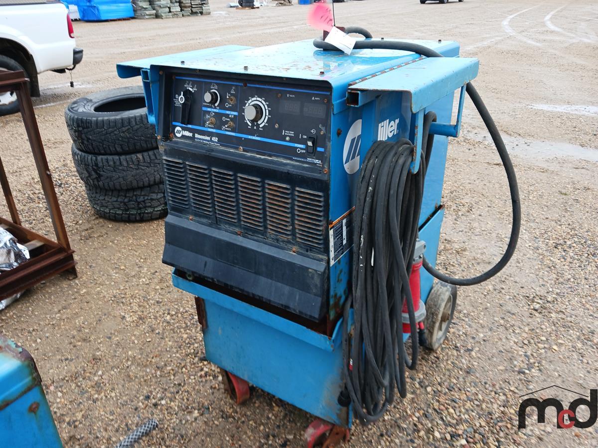 Miller Dimension 452 CC/CV/DC Power Source