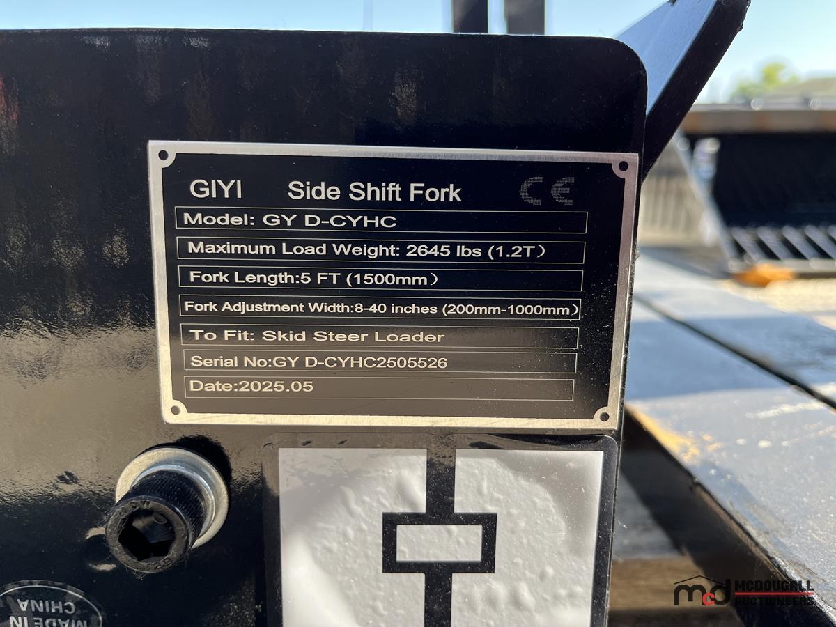 GIYI Skid Steer Side Shift Forks