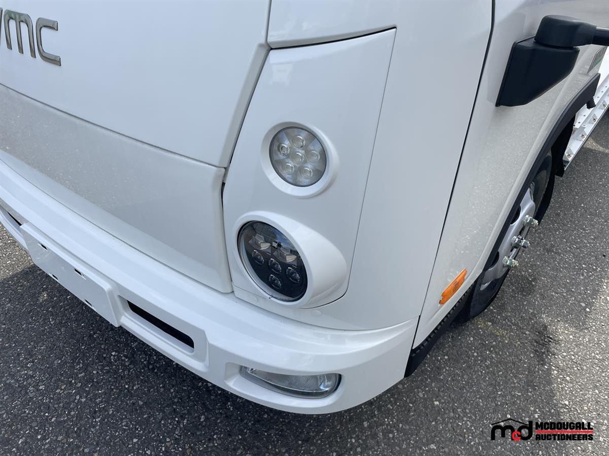 2024 VMC 1200 Electric Class 3 S/A Cab & Chassis (Unused)