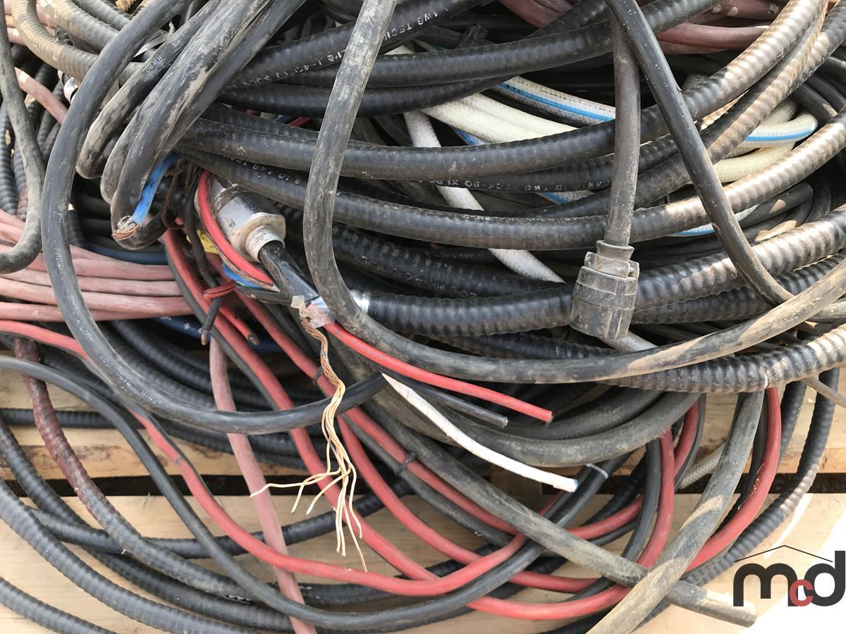 Pallet of Assorted Cables, Hoses and Extension Cords