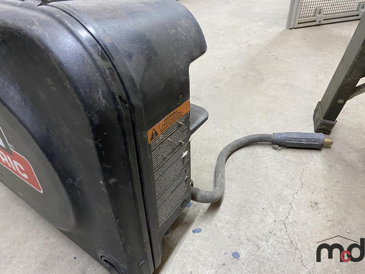 Lincoln LN-25x Wire Feeder