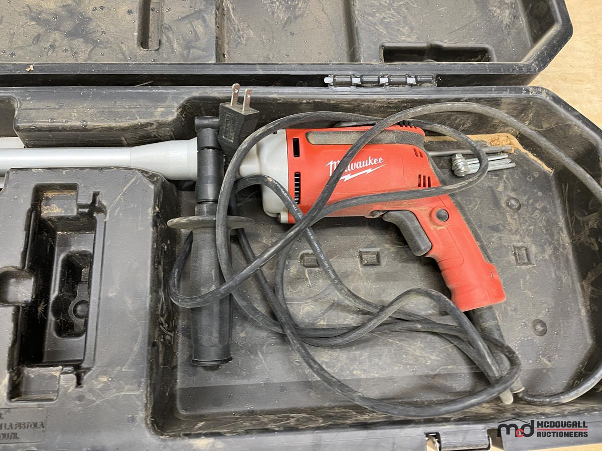 Milwaukee Screwdriver w/ Pamfast Autofeed Screw System